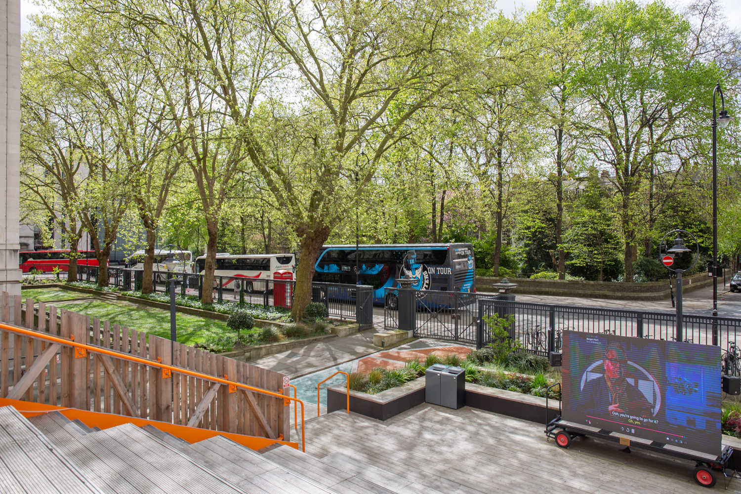 Locations Hub - Senate House - Exteriors