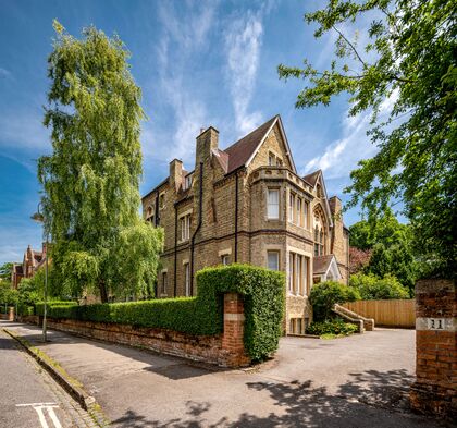 Locations Hub - Norham Gardens