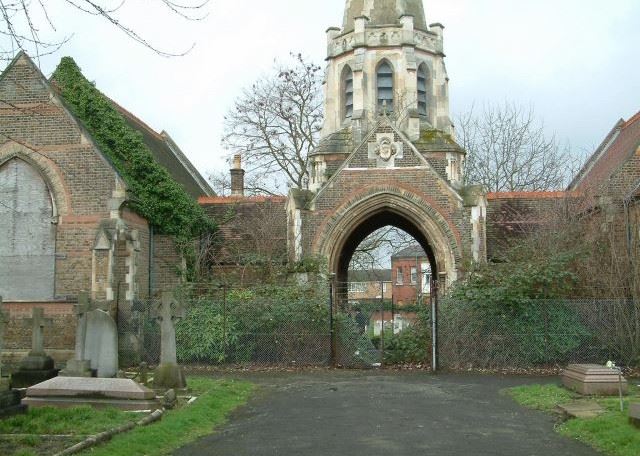 Locations Hub - Isleworth Cemetery