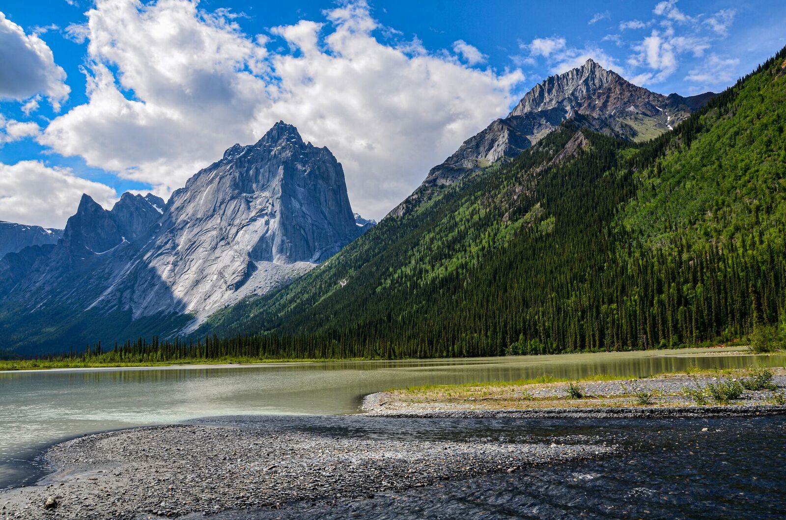 Locations Hub - Nahanni National Park Reserve