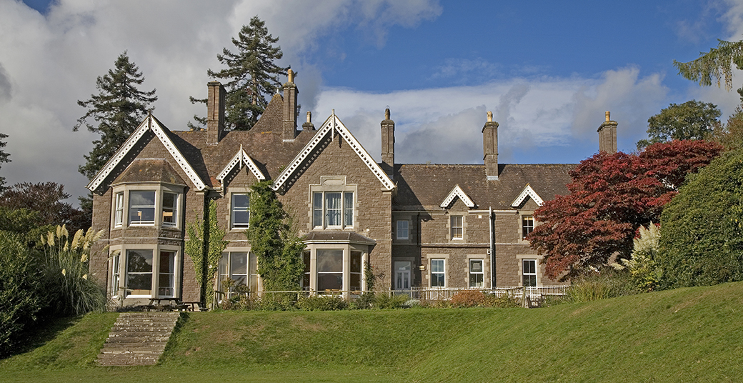 Locations Hub - Pendarren House - Exteriors & Grounds