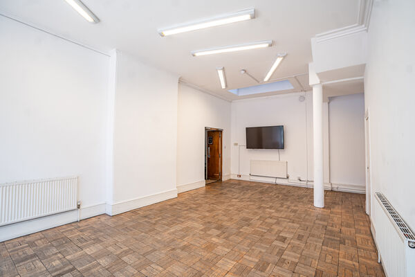 Locations Hub - Conway Hall - Empty Shop Unit