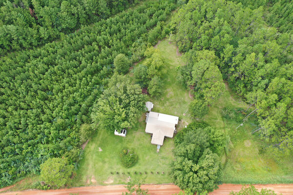Locations Hub - 1930s Rural South Alabama Farmhouse
