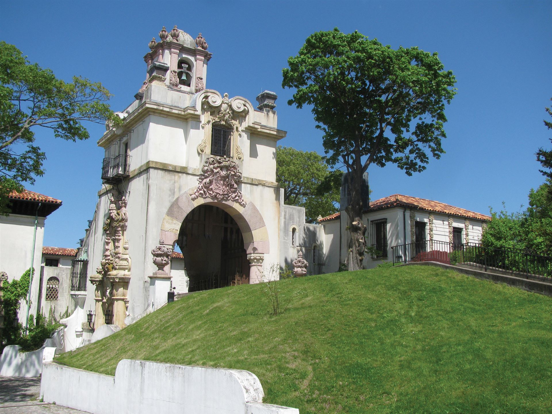 Locations Hub - Vanderbilt Museum