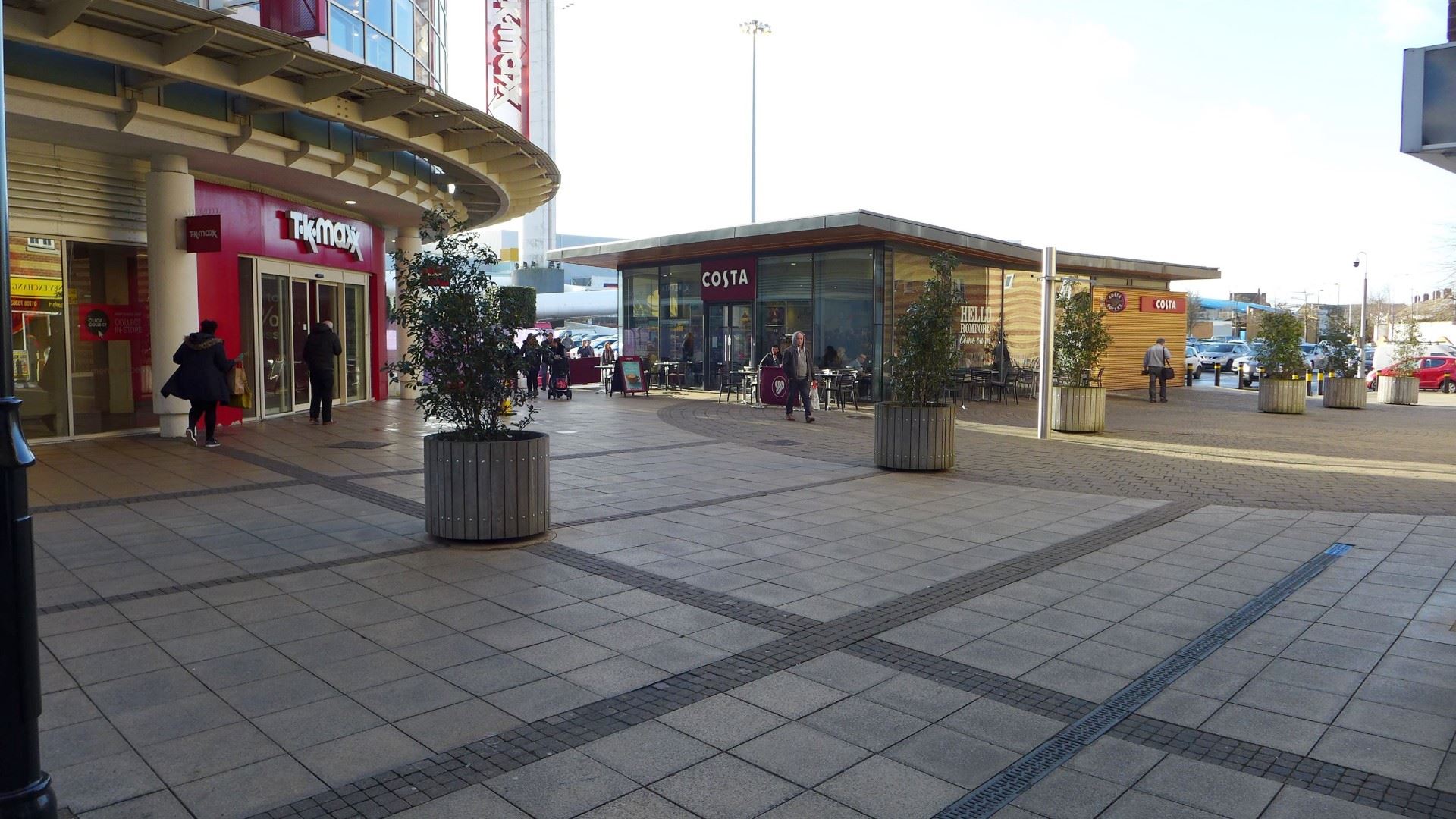 Locations Hub - Romford Town Centre