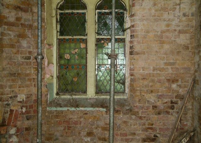 Locations Hub - Isleworth Cemetery