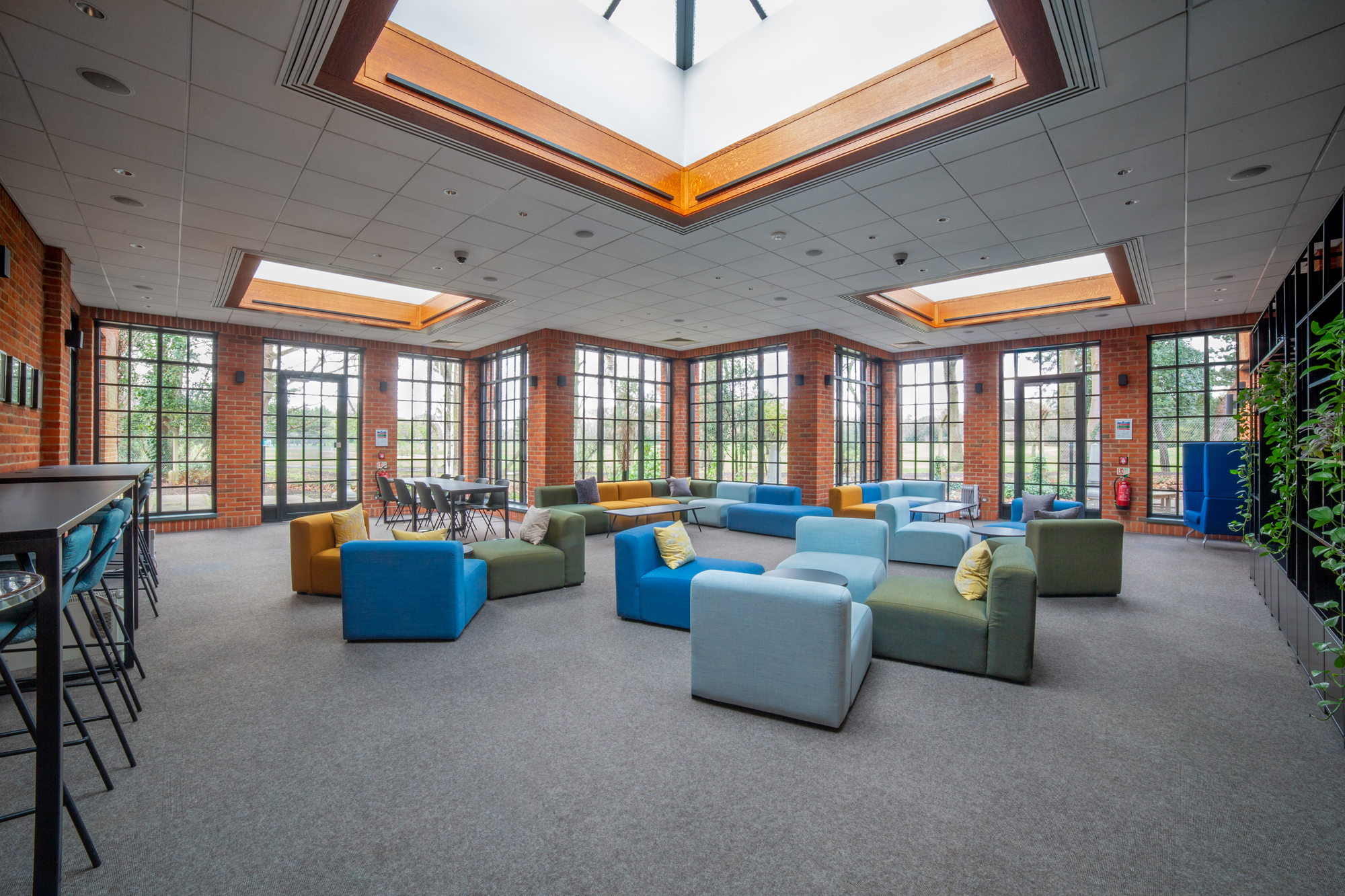 Locations Hub - Kingston Retreat