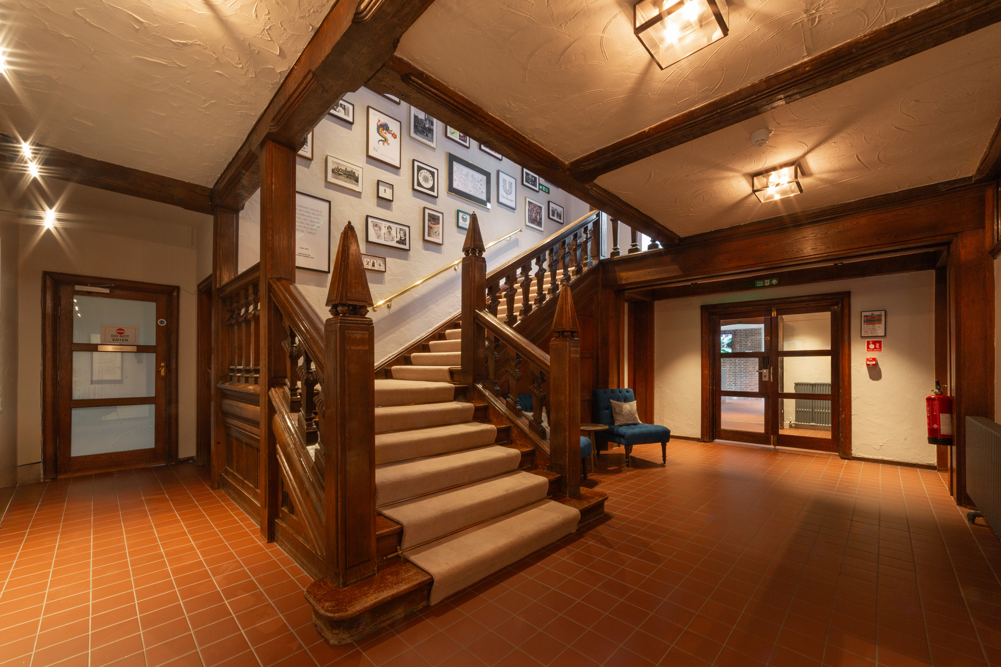 Locations Hub - Kingston Retreat - Hotel