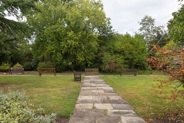 Locations Hub - Croydon Cemetery