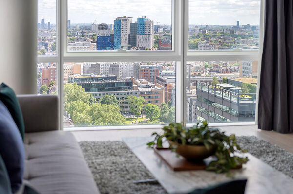 Locations Hub - Aldgate East Penthouse