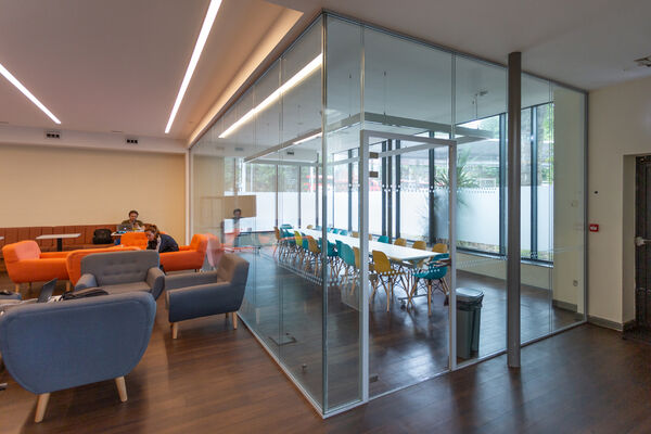 Locations Hub - Walthamstow Library