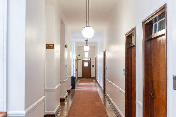 Locations Hub - Senate House - Corridors and Stairs