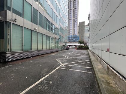 Locations Hub - Croydon Small Unit Base & Crew Parking